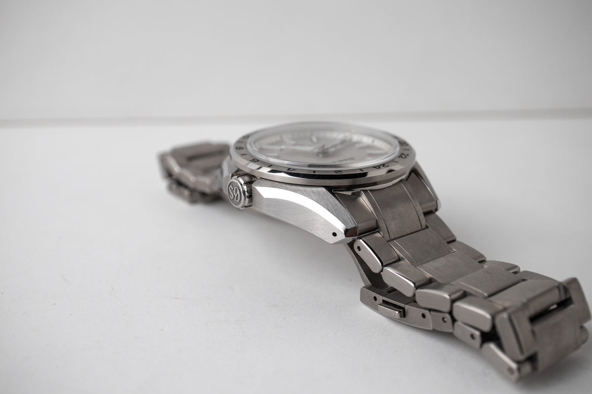 Grand Seiko SBGE285 'Mistflake' – Belmont Watches