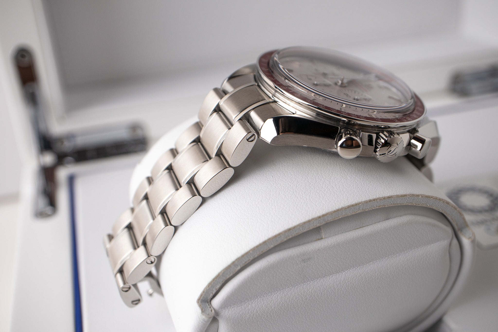 Omega Speedmaster Tokyo 2020 “Rising Sun” 522.30.42.30.06.001 – Belmont ...